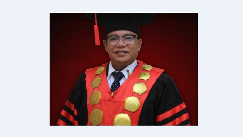 Prof Dr Sihol Situngkir, Rektor Pertama Nonpastor Unika St Thomas Medan ...