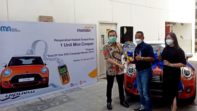 Nasabah Bank Mandiri Raih Mini Cooper - Keuangan - MedanBisnisDaily.com