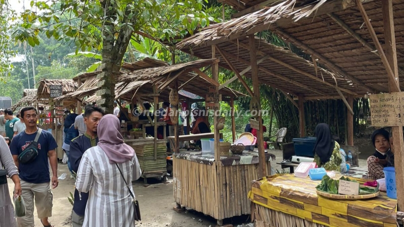 Kunjungi PASAR KAMU Pantai Labu, Meryl Saragih Kagum, Ini Berbagai ...