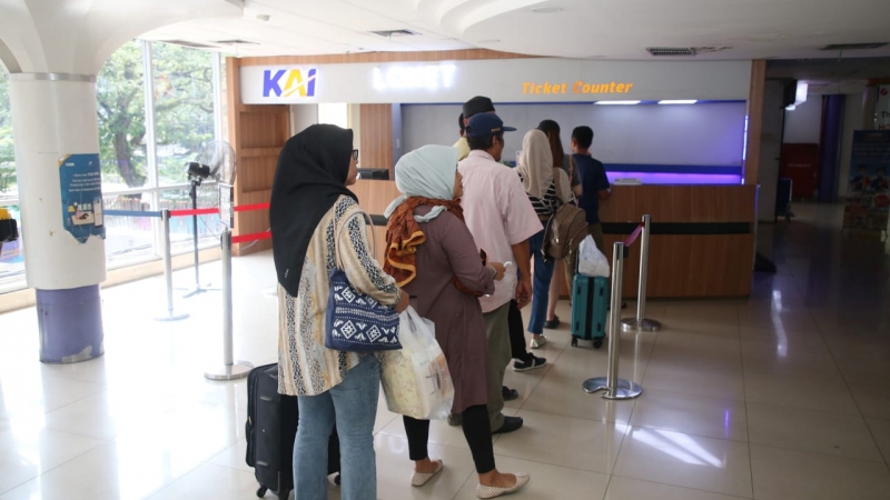 Cek! Alur Layanan Ticketing dan Akses Masuk-Keluar Penumpang Kereta Api ...
