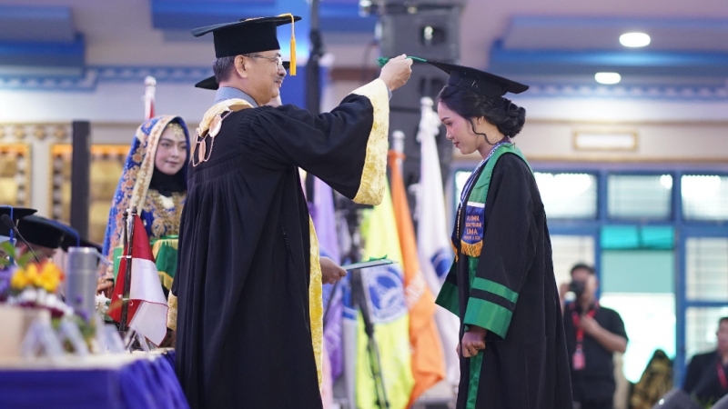 Targetkan Jadi Green Digital University, Universitas Medan Area ...