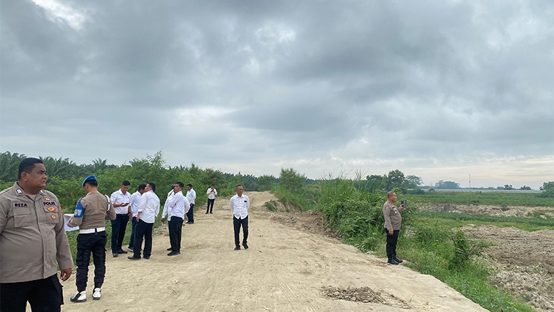 Polres Sergai Patroli Skala Besar di Kawasan Tanggul Sungai Ular ...