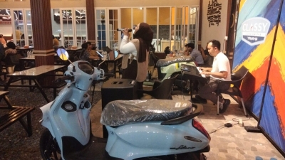 Yamaha Filano dan Fazzio Temani Pengunjung Cafe Ata Kamoe Rantau Prapat ...
