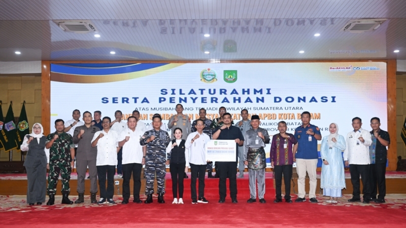 Bobby Nasution Terima Donasi Bencana Rp 4,7 Miliar dari Pemko Batam ...